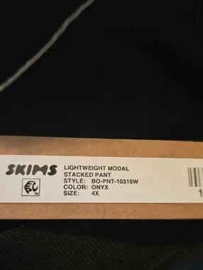 SKIMS | Pants & Jumpsuits | Skims Kim Kardashian Womens 4x Lightweight ...